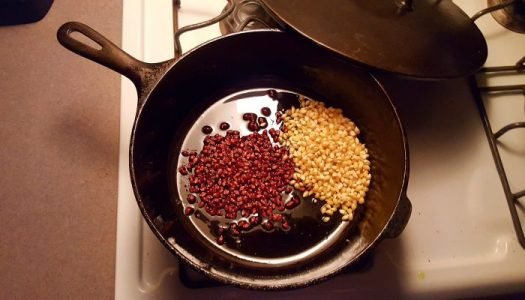 Faça uma pipoca temperada para curtir um filme em casa! | Pão de Açúcar